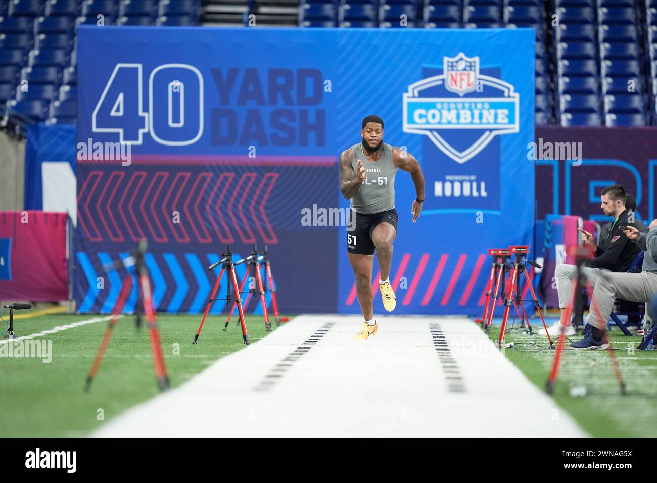 Florida State defensive lineman Jared Verse runs the 40-yard dash at ...