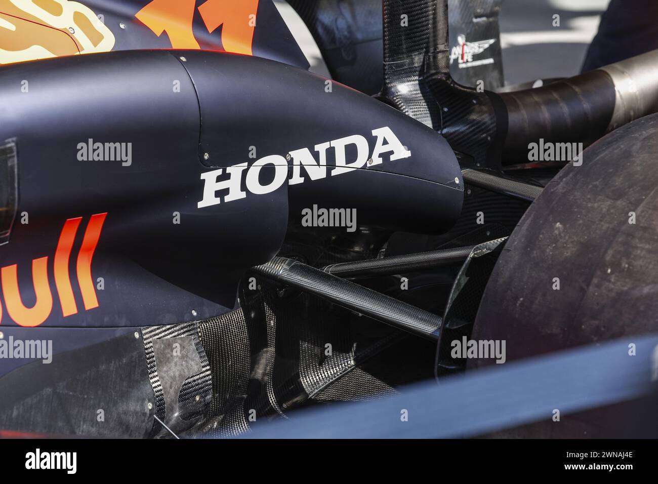 Red Bull Racing RB20, mechanical detail rear supspension aerodynamism ...