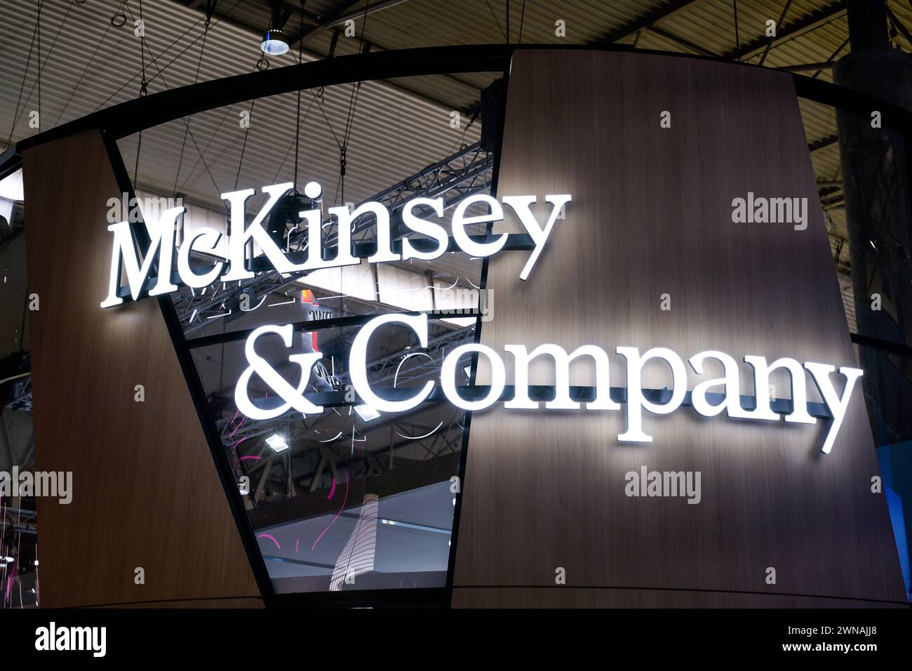Mckinsey logo hi-res stock photography and images - Alamy
