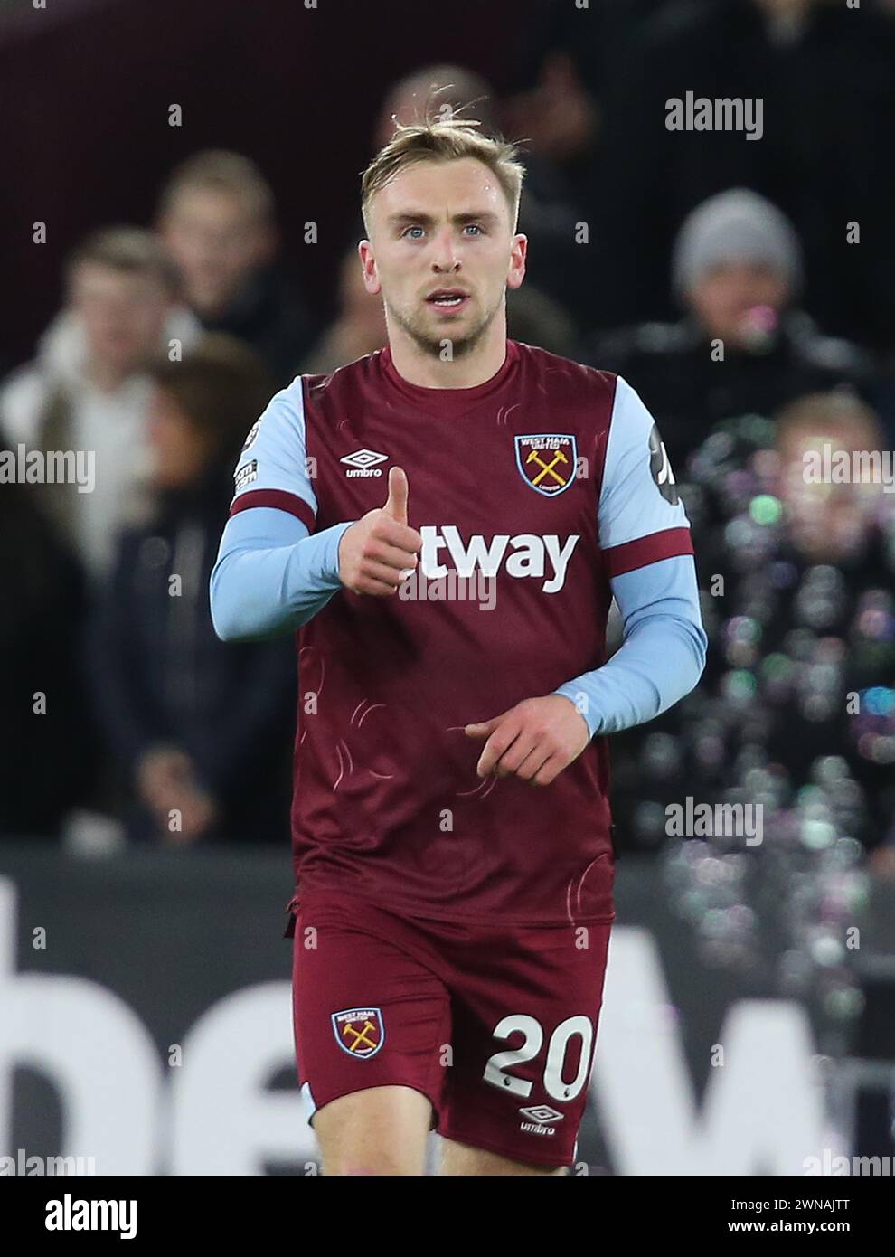 GOAL 2-0, Jarrod Bowen of West Ham United goal celebration thumbs up ...