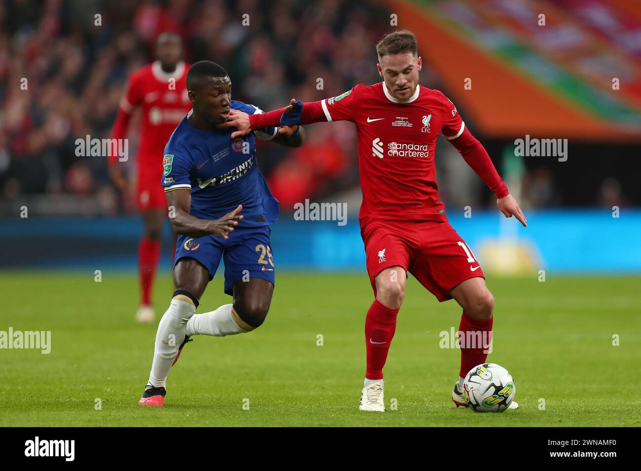 Alexis Mac Allister of Liverpool and Moises Caicedo of Chelsea ...