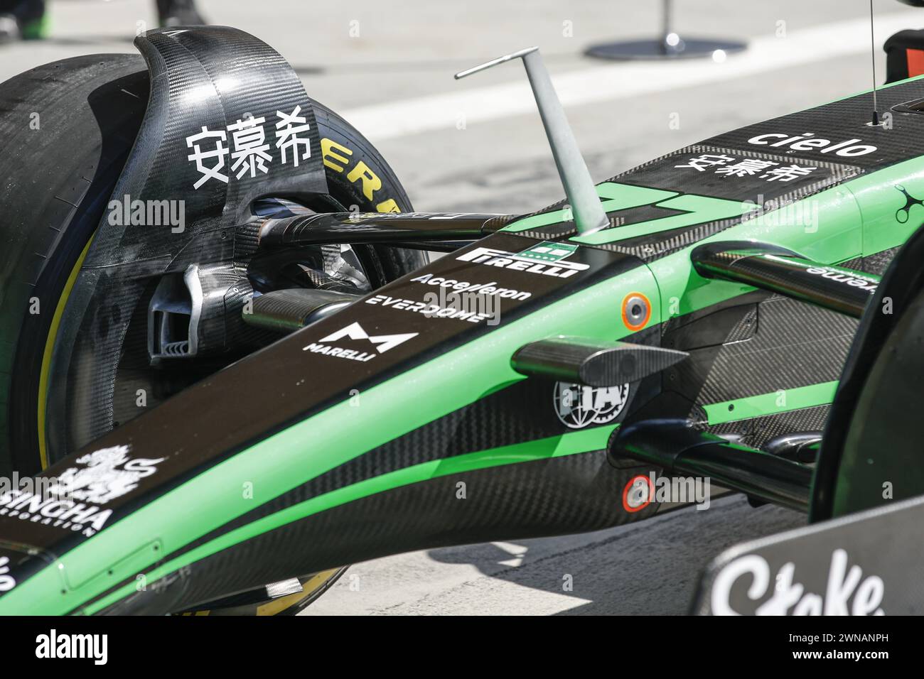 Stake F1 Team Kick Sauber C44, mechanical detail front suspension ...