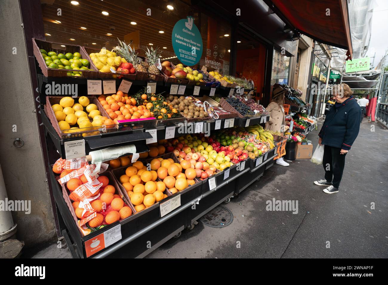 Street food open market in Paris, France Stock Photo - Alamy