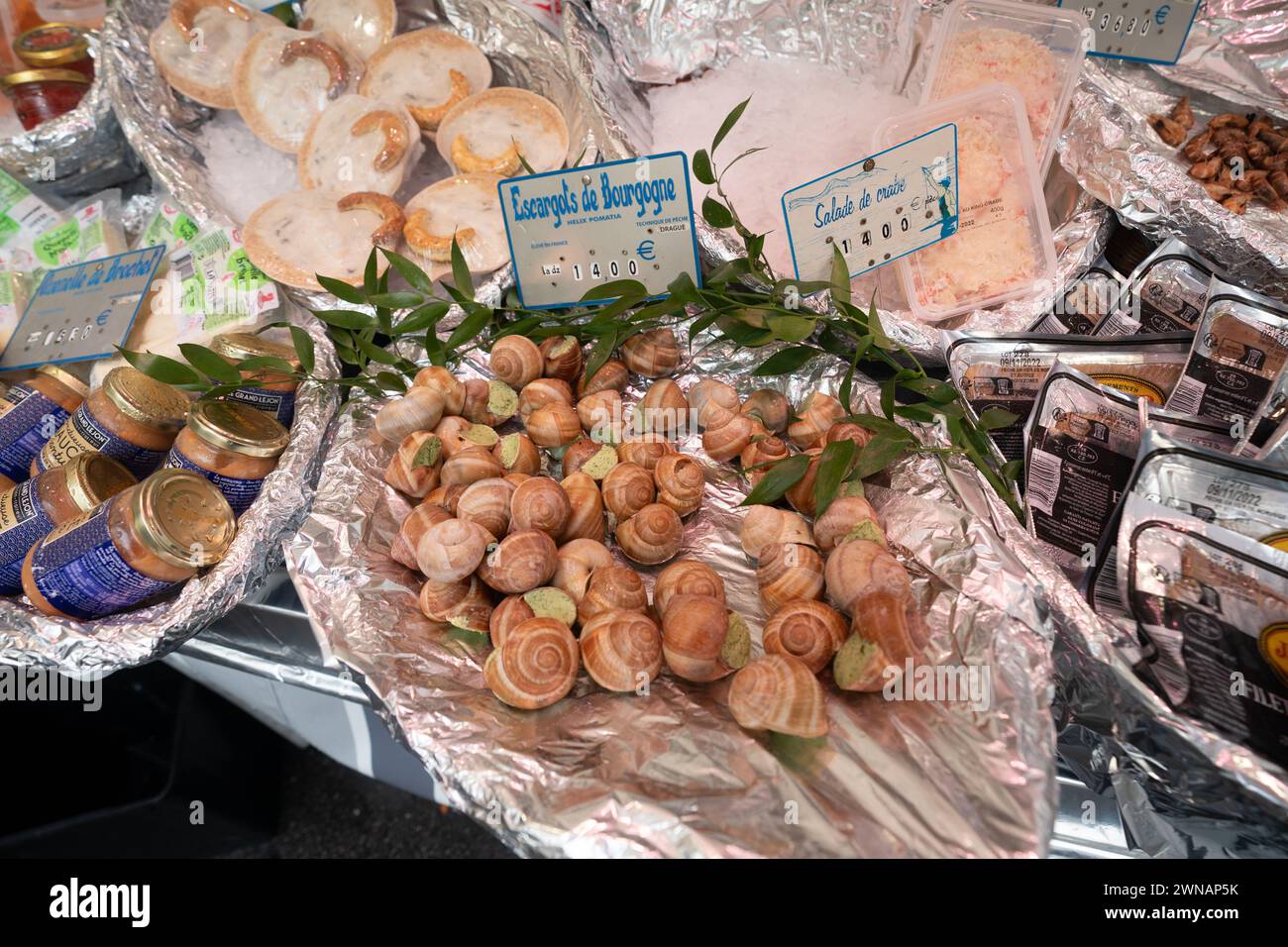 Parisian delicacies hi-res stock photography and images - Alamy