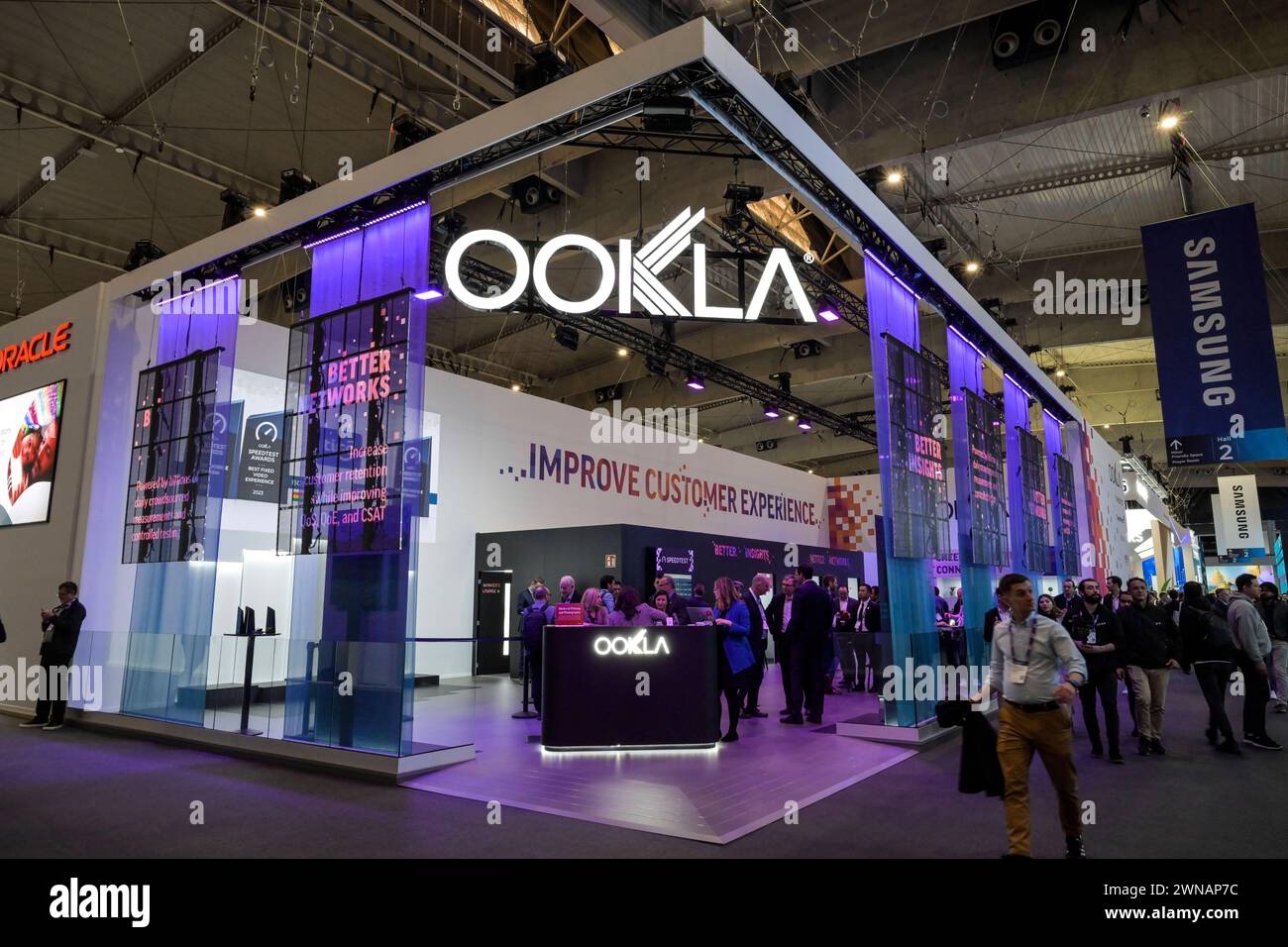 Ookla, Logo am Messestand, MWC Mobile World Congress 2024, Barcelona ...