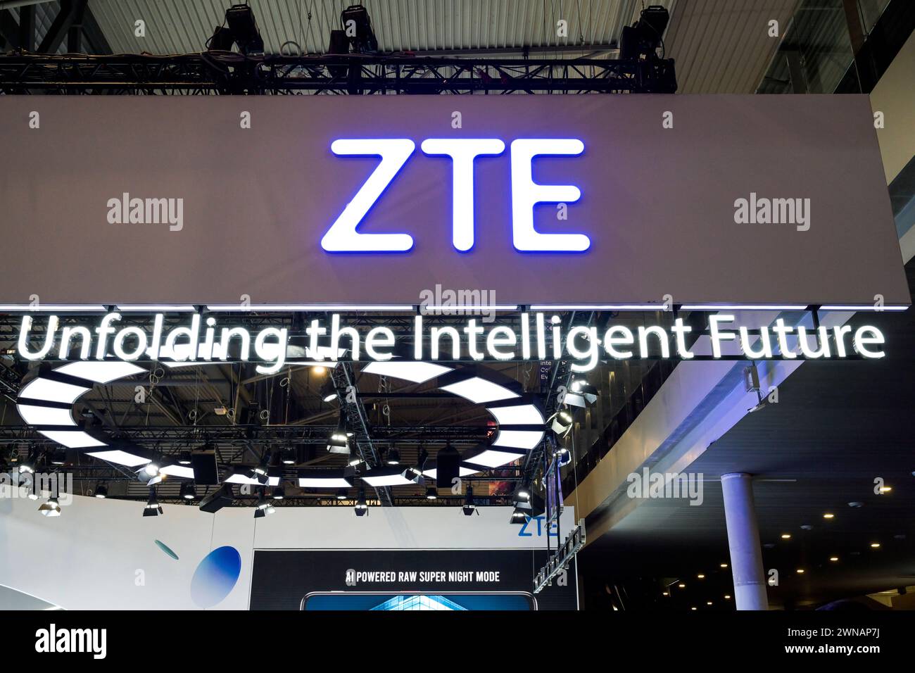 ZTE Messestand, MWC Mobile World Congress 2024, Barcelona, Spanien ...