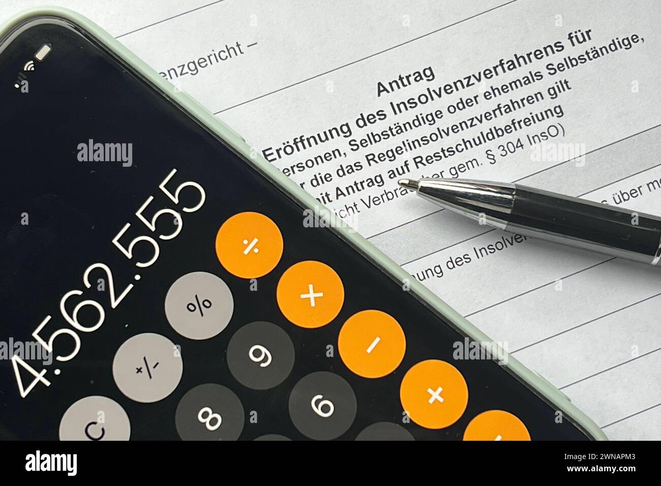 Themenbild,Symbolfoto:Antrag eines Insolvenzverfahrens,Insolvenz ...