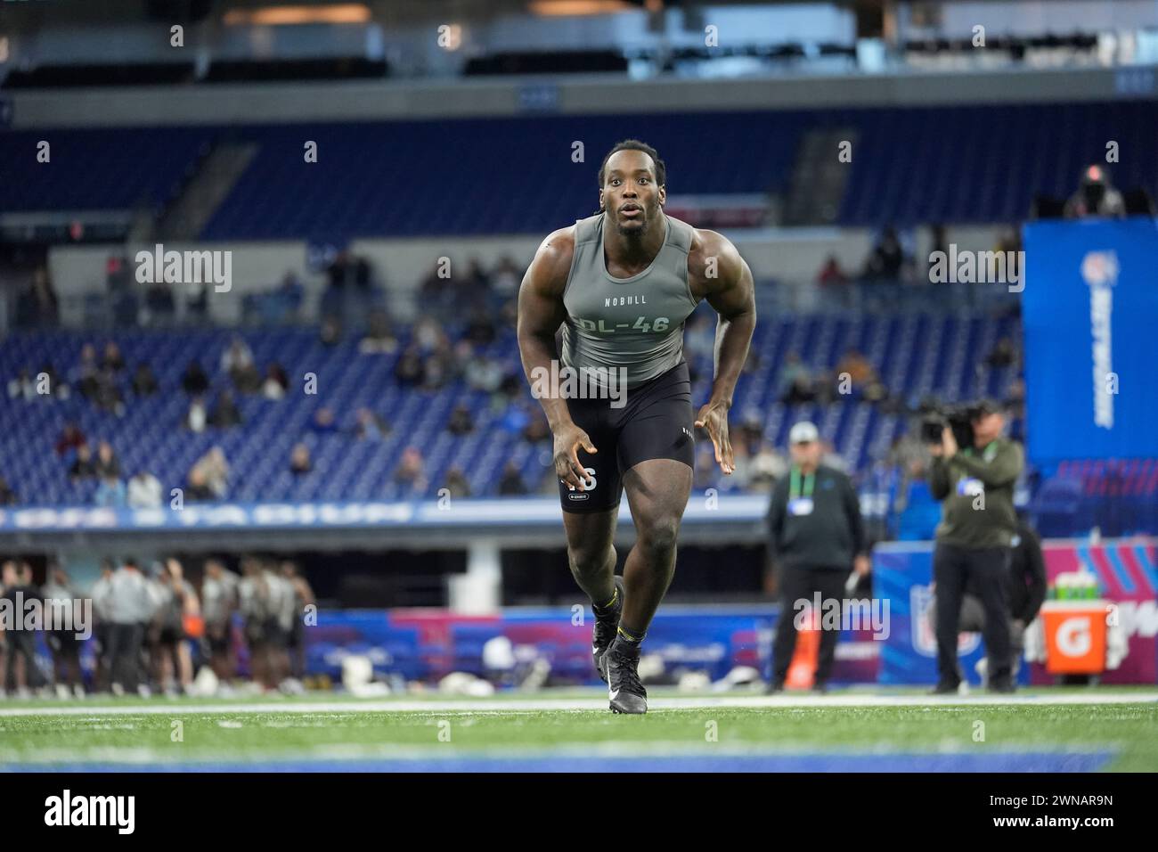 Missouri defensive lineman Darius Robinson runs a drill at the NFL ...