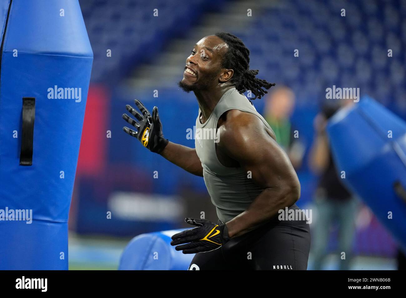 Missouri defensive lineman Darius Robinson runs a drill at the NFL ...