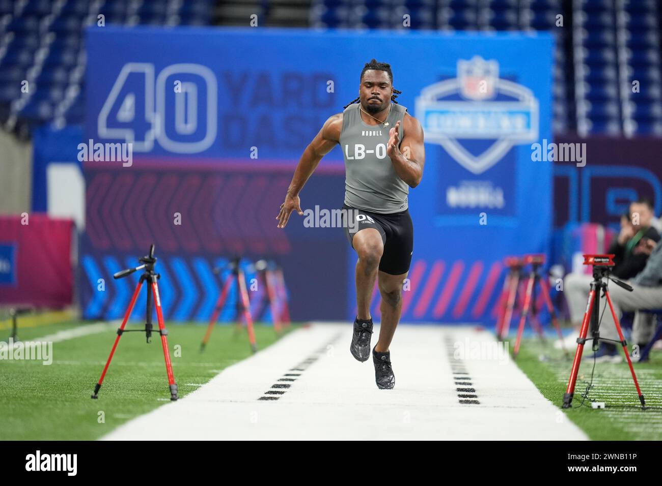 Indiana linebacker Aaron Casey runs the 40-yard dash at the NFL ...