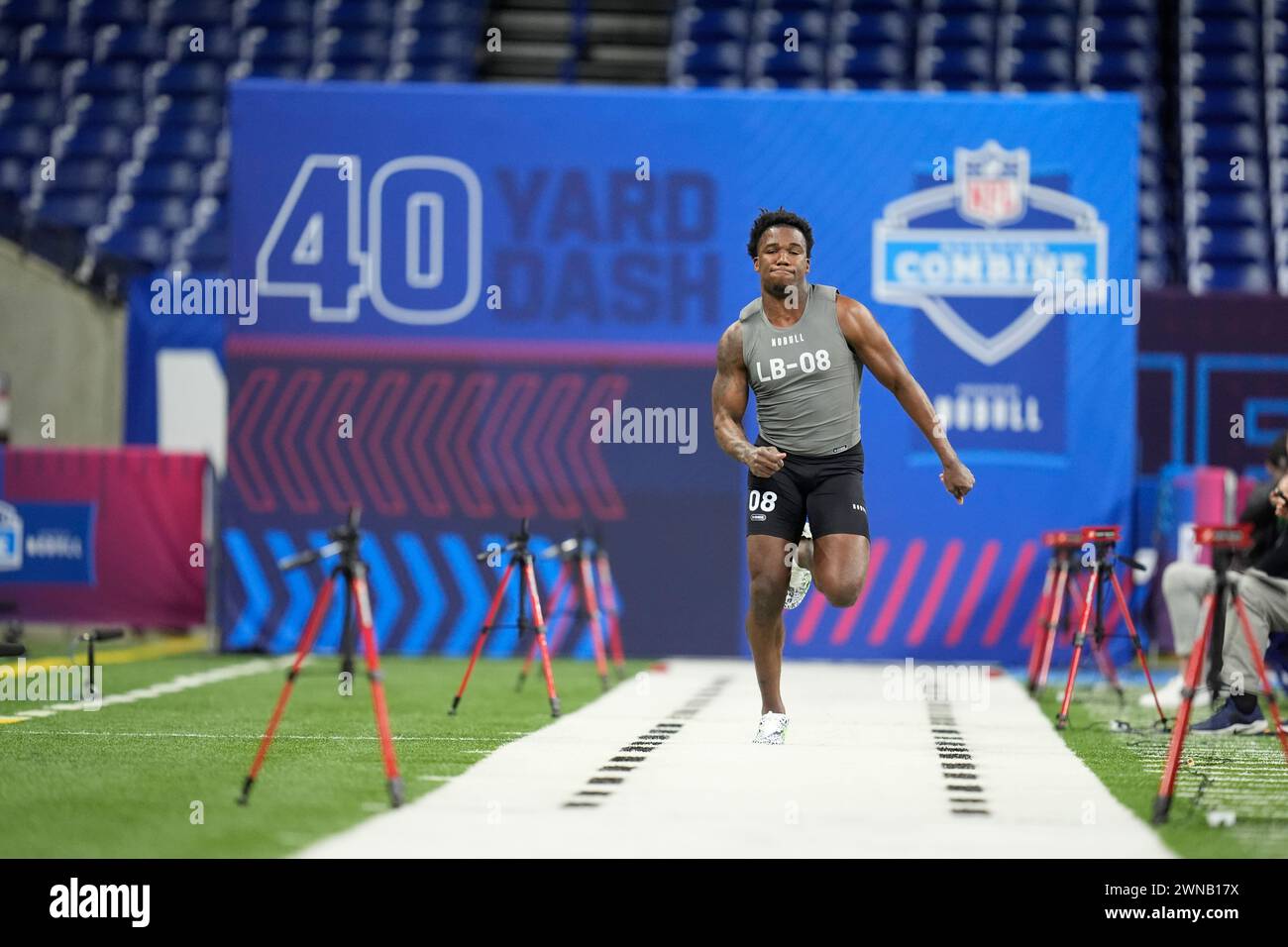Texas A&M linebacker Edgerrin Cooper runs the 40-yard dash at the NFL ...