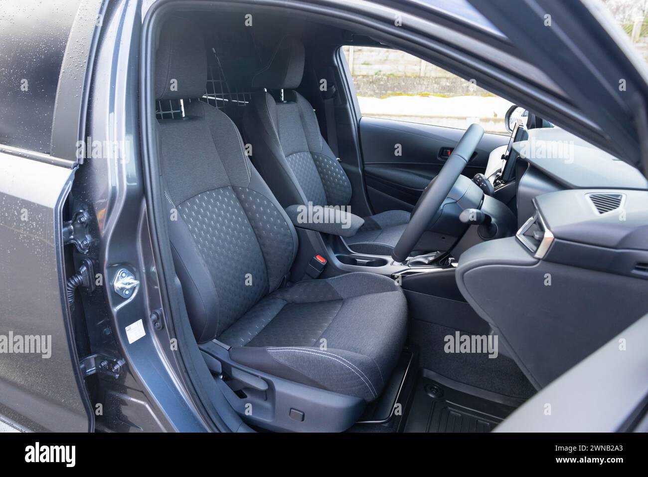 26/01/23 2023 Toyota Corolla MY23 revealed with latest 5th Gen hybrid ...