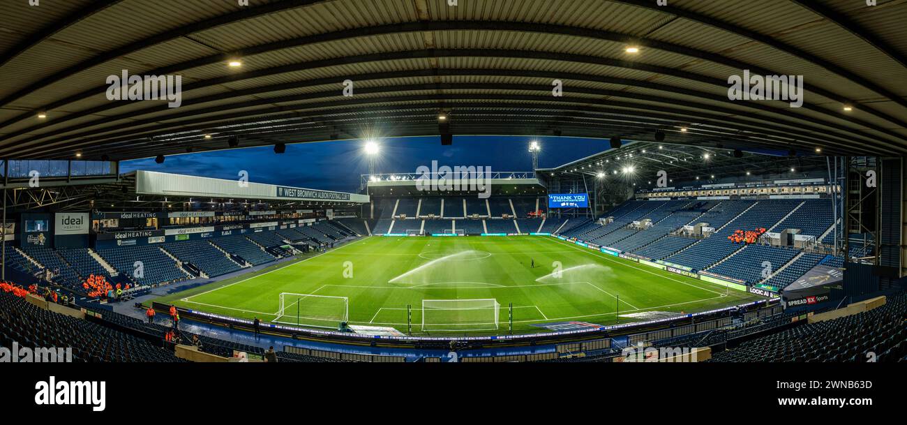 Coventry city football pitch hi-res stock photography and images - Alamy