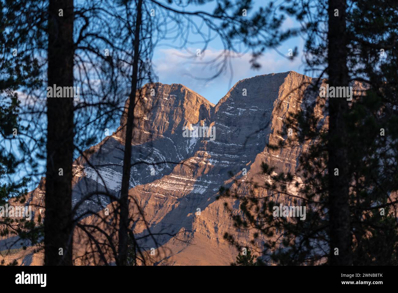 Sunset sky over Mount Rundle in Banff National Park during summer time ...