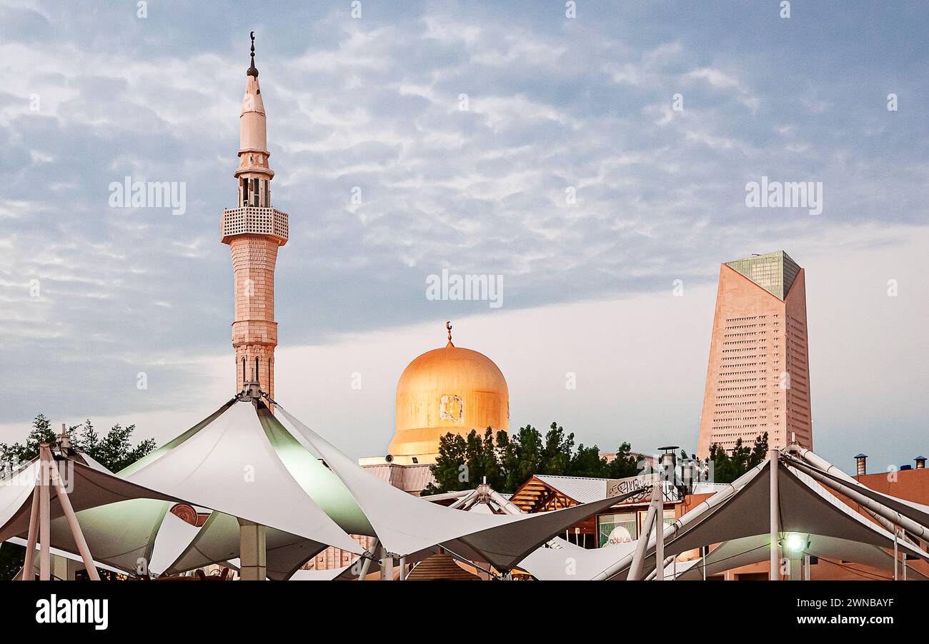 the mesmerizing beauty of the Grand Mosque of Kuwait City at sunset ...