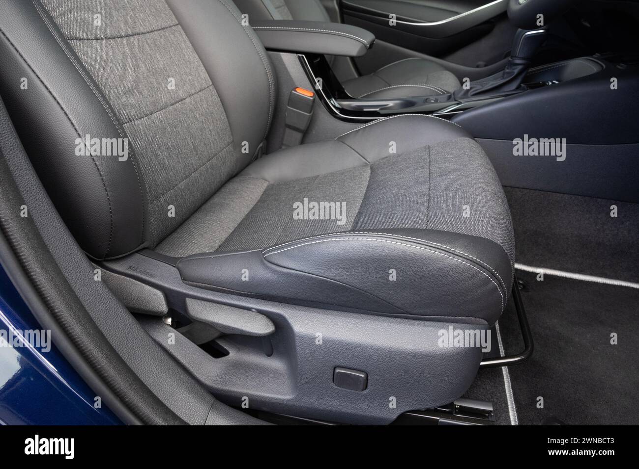 26/01/23 2023 Toyota Corolla MY23 revealed with latest 5th Gen hybrid ...