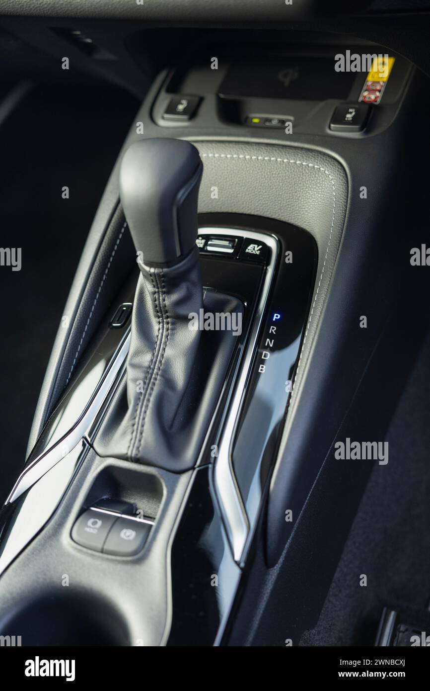 26/01/23 2023 Toyota Corolla MY23 revealed with latest 5th Gen hybrid ...