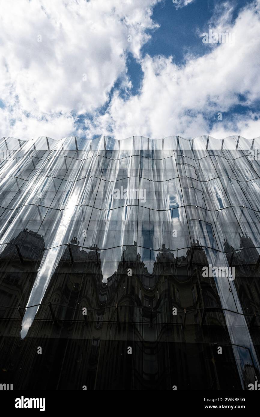 Architectural Glass and reflections of historic buildings, Paris ...
