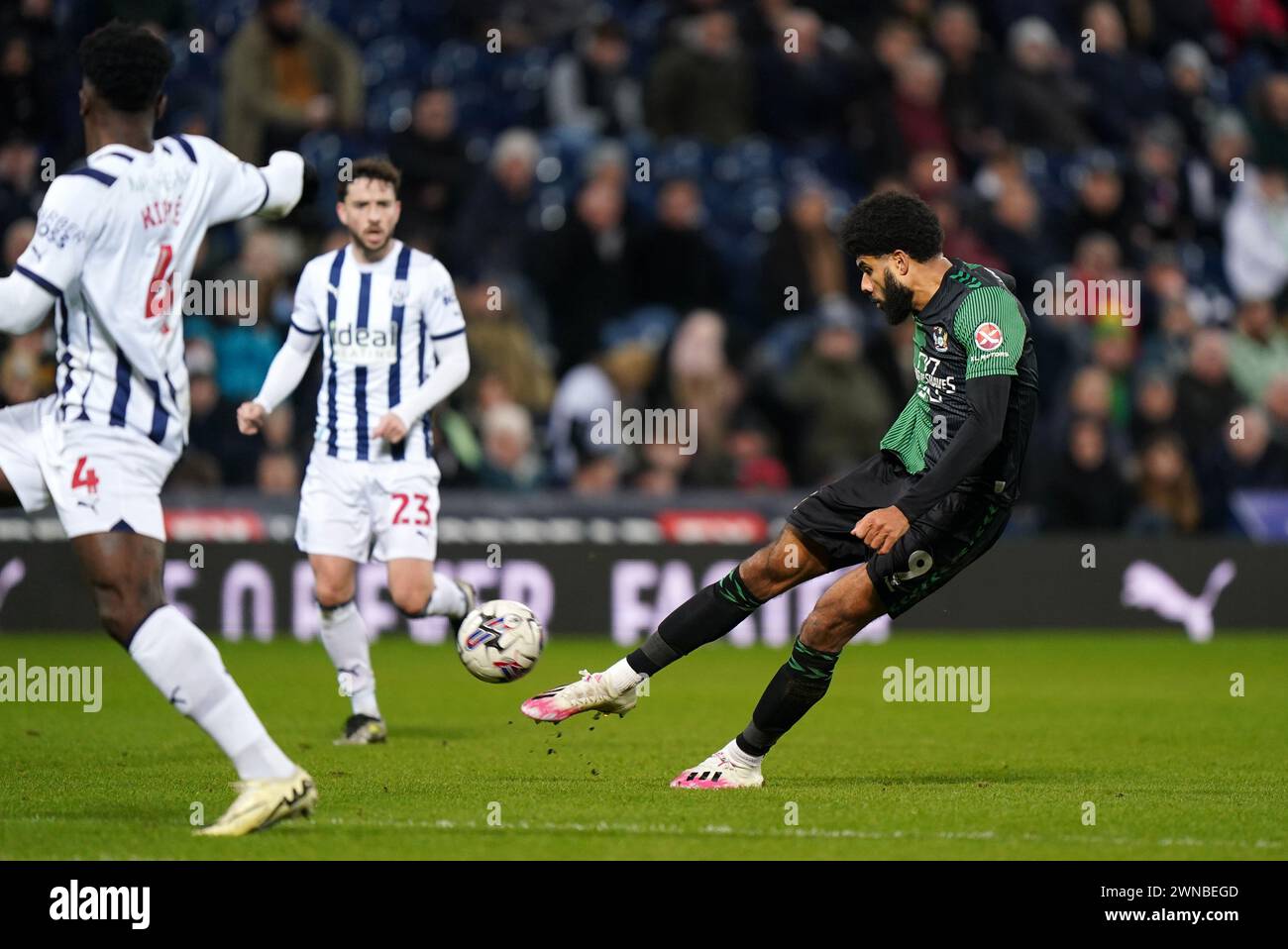 Coventry City's Ellis Simms attempts a shot on goal during the Sky Bet ...