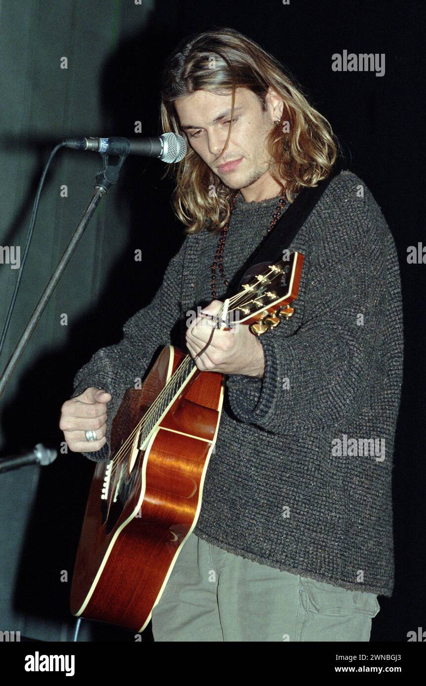 Gianluca grignani immagini 1999 hi-res stock photography and images - Alamy
