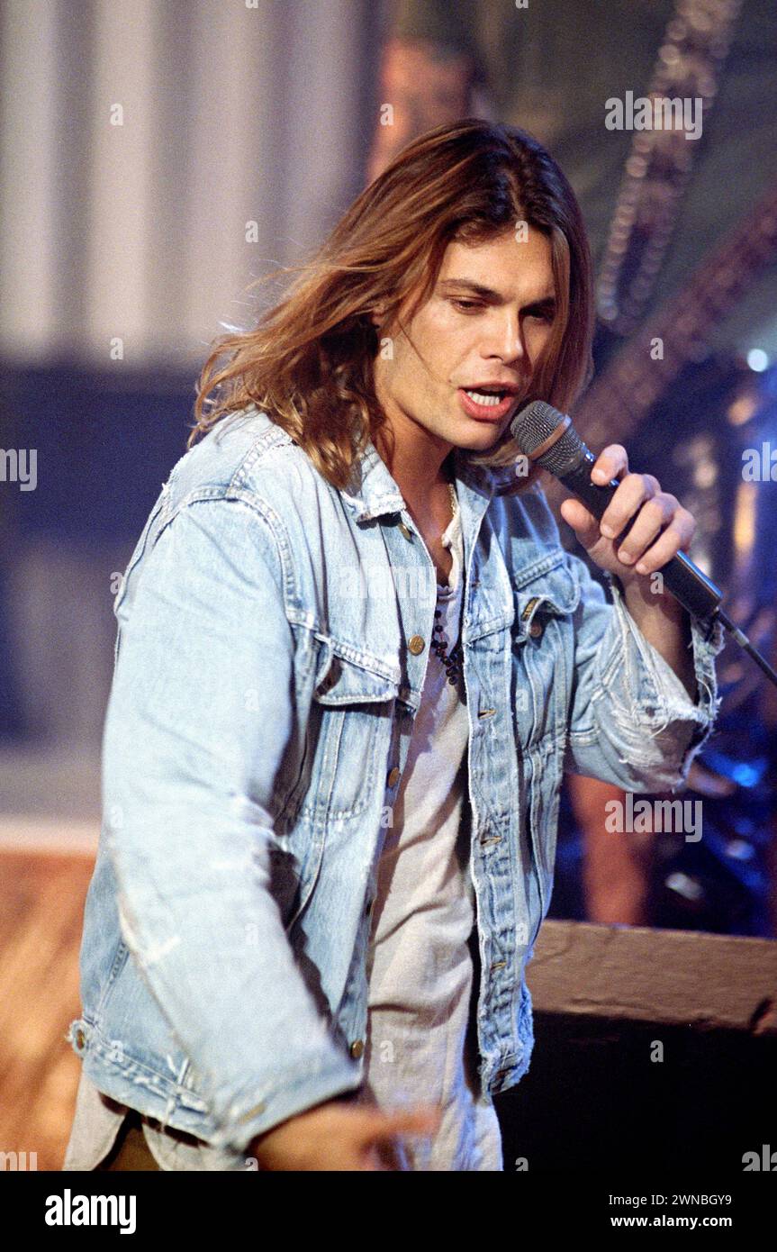 Gianluca grignani immagini 1999 hi-res stock photography and images - Alamy