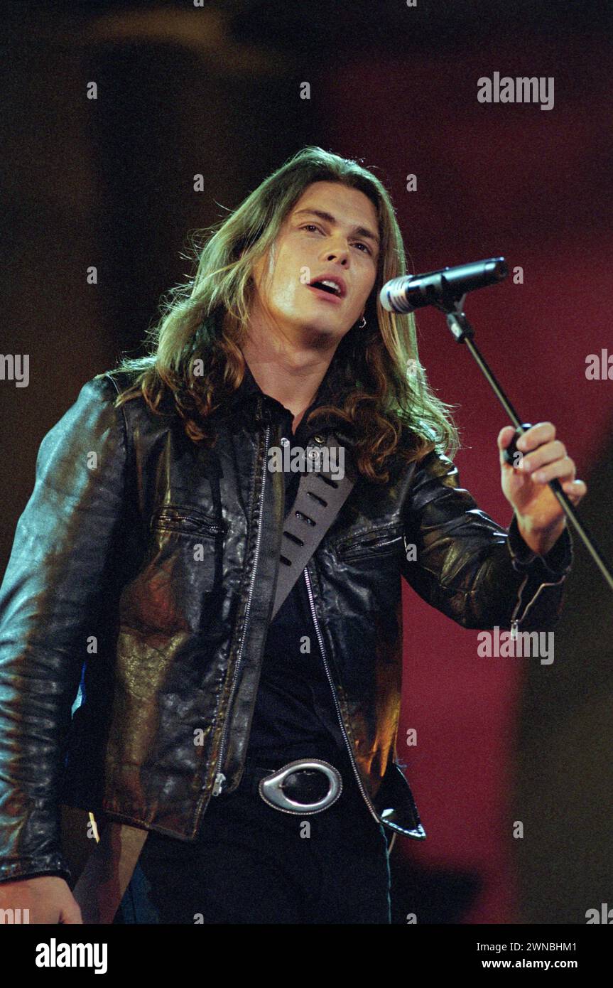 Gianluca grignani immagini 1999 hi-res stock photography and images - Alamy