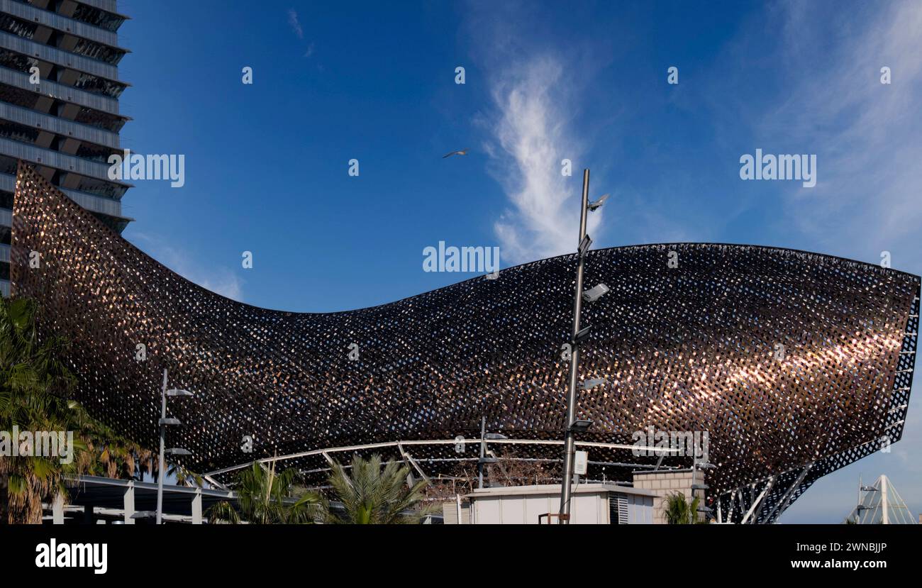 El Pez ,the Fish, by Frank Gehry Barcelona Spain Stock Photo - Alamy