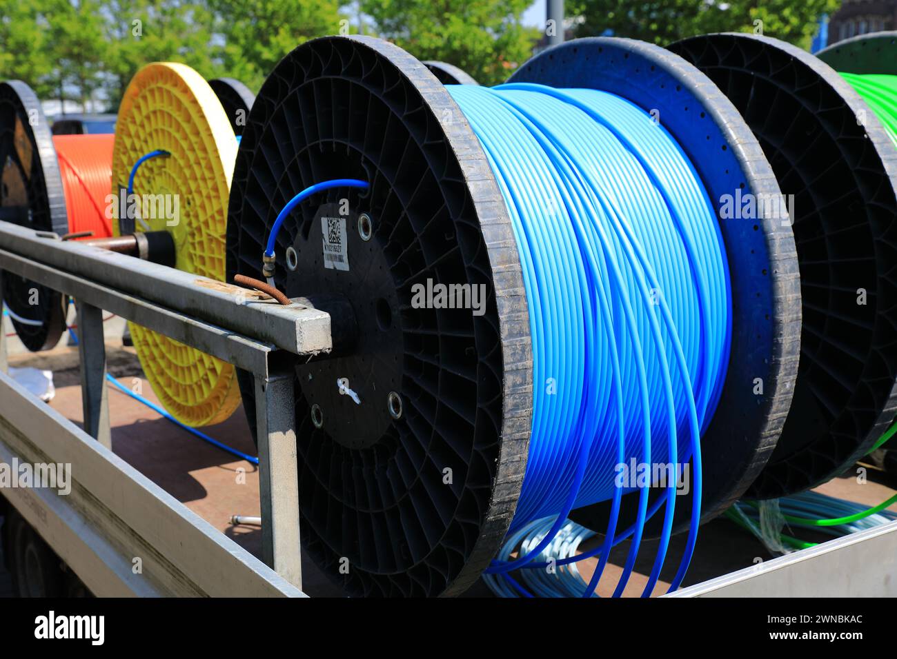 Installation and connecting fibre optic cables to neighbouring houses ...