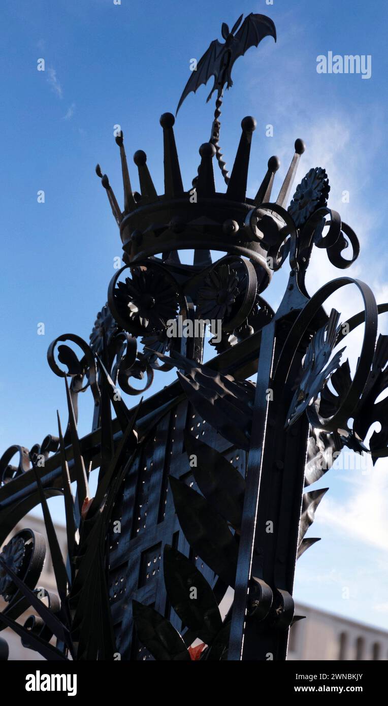 Stunning architectural detail av diagonal in Barcelona Stock Photo - Alamy