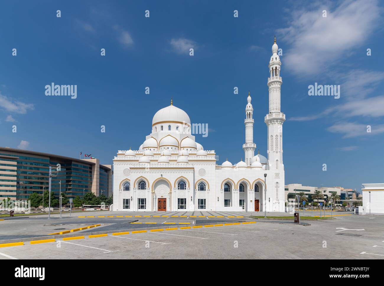 Sheikh khalifa mosque hi-res stock photography and images - Alamy