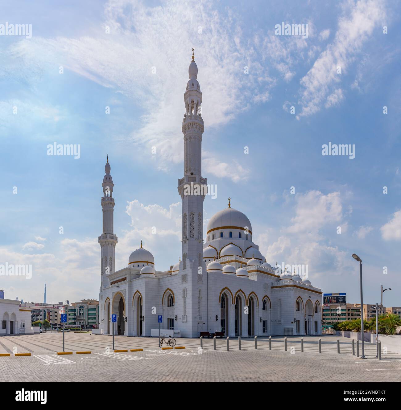 Sheikh khalifa mosque hi-res stock photography and images - Alamy