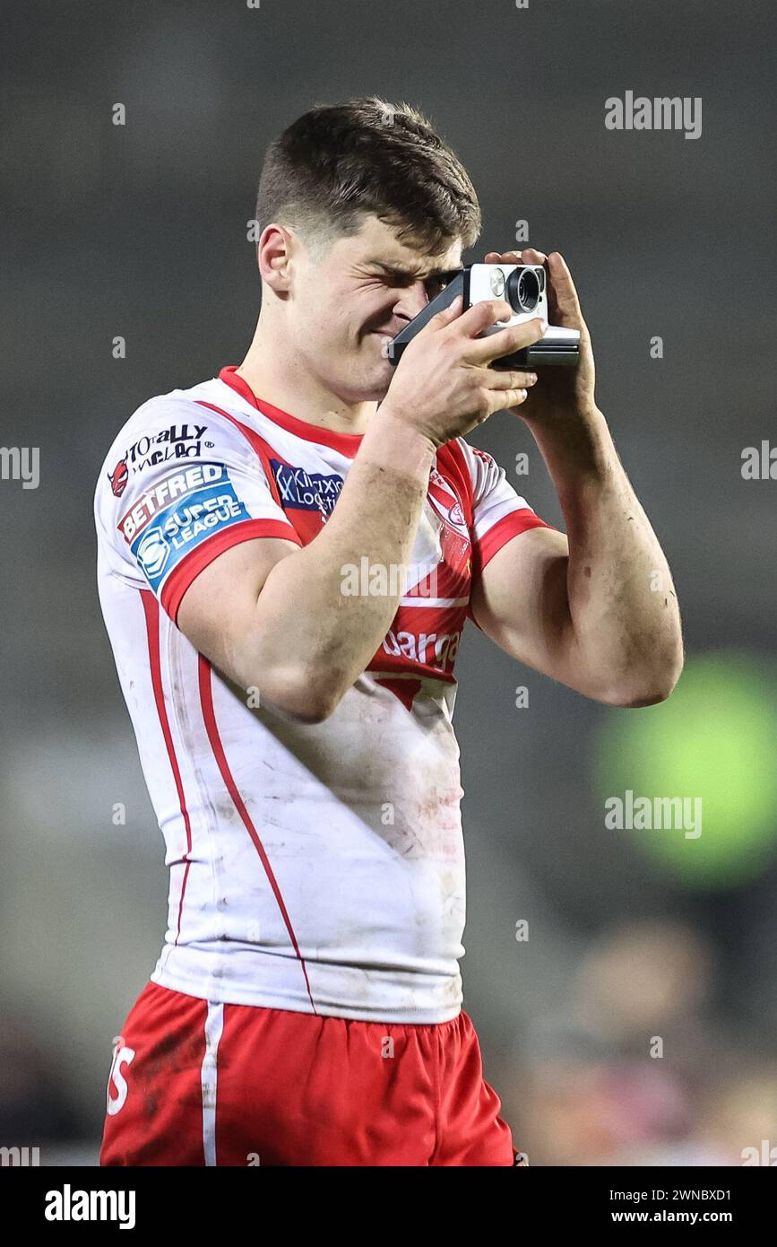 Polaroid camaera hi-res stock photography and images - Alamy