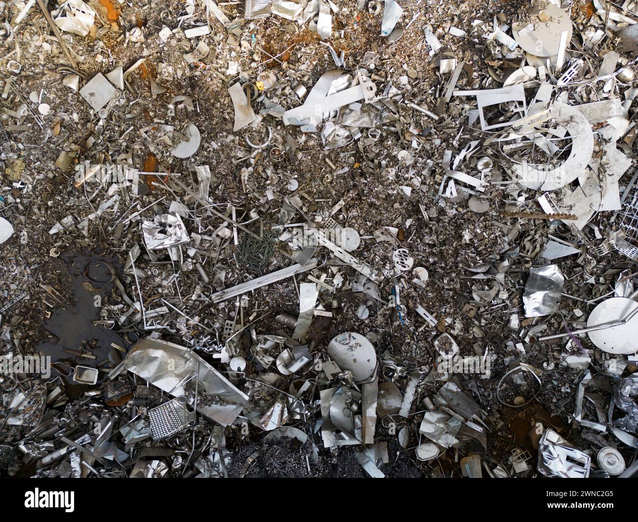 Aluminium recycling plant hi-res stock photography and images - Alamy