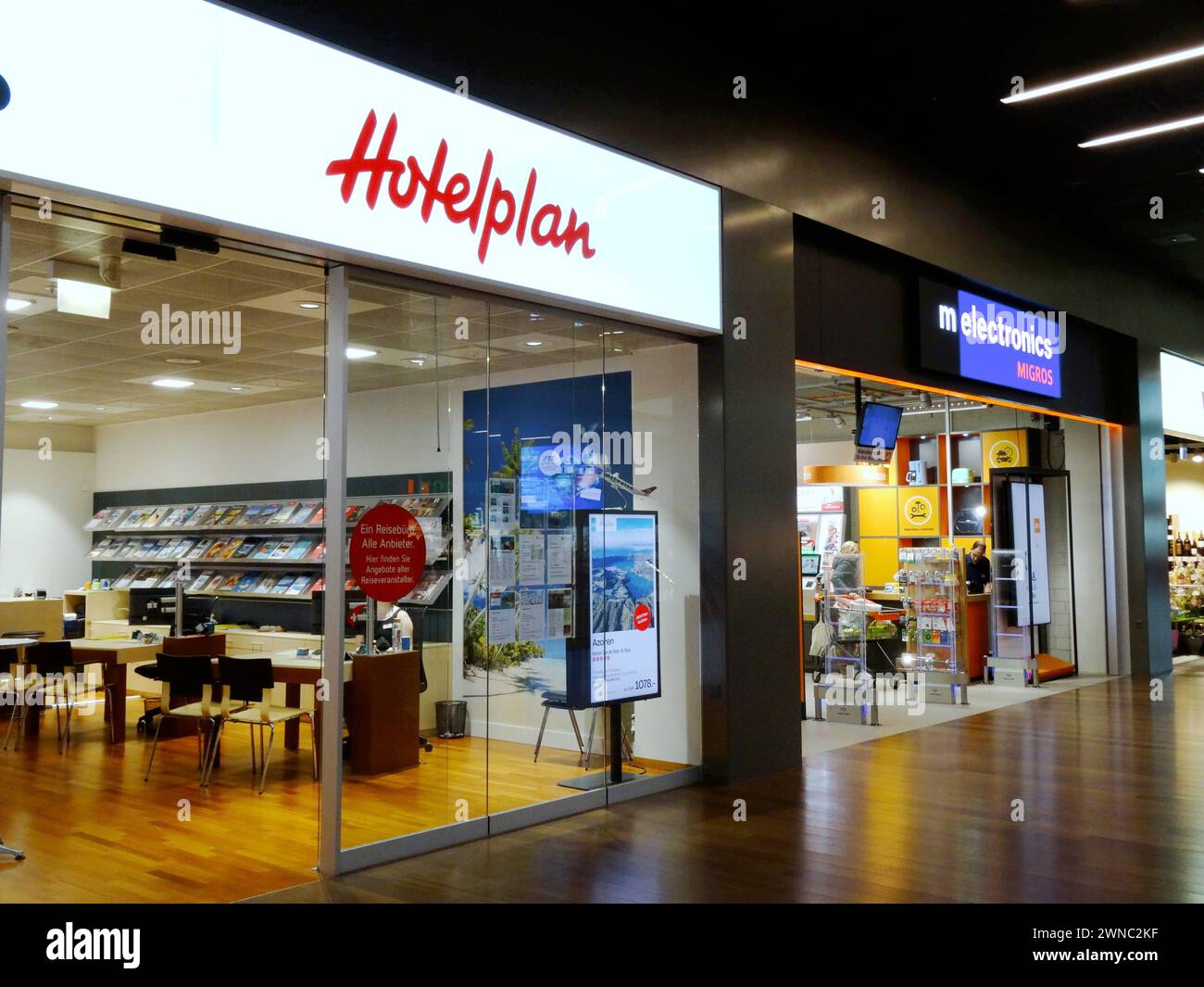 Melectronics hi-res stock photography and images - Alamy