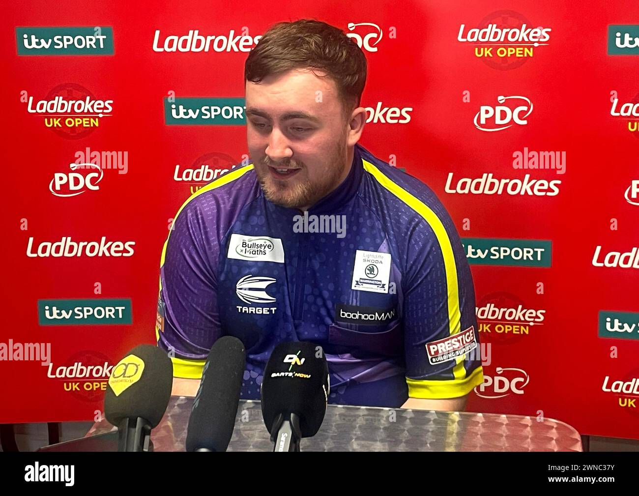 James wade luke littler hi-res stock photography and images - Alamy