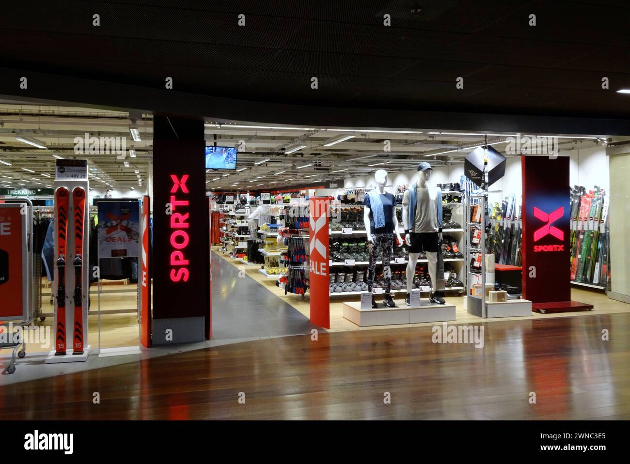 Anton Geisser 01.03.2024 LU Migros Schweiz. Wer uebernimmt SportXX ...