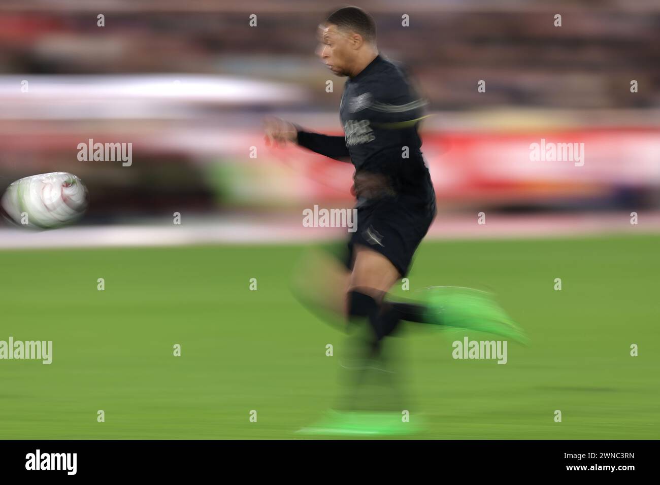 Mbappe 2024 psg hi-res stock photography and images - Alamy