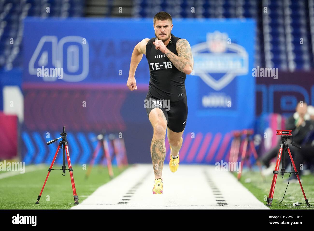 TCU tight end Jared Wiley runs the 40-yard dash at the NFL football ...