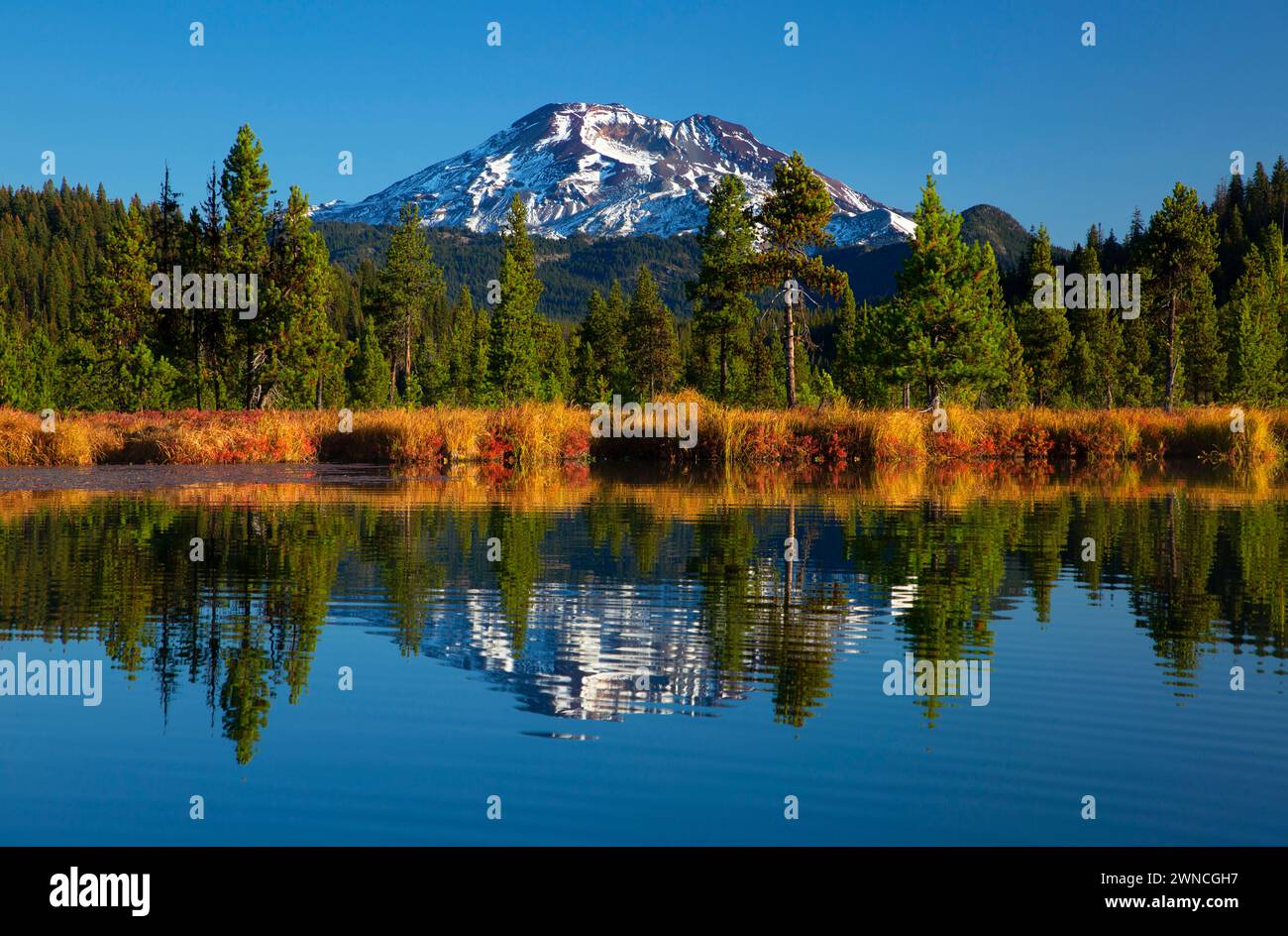 Hosmer Lake with South Sister, Cascade Lakes National Scenic Byway ...