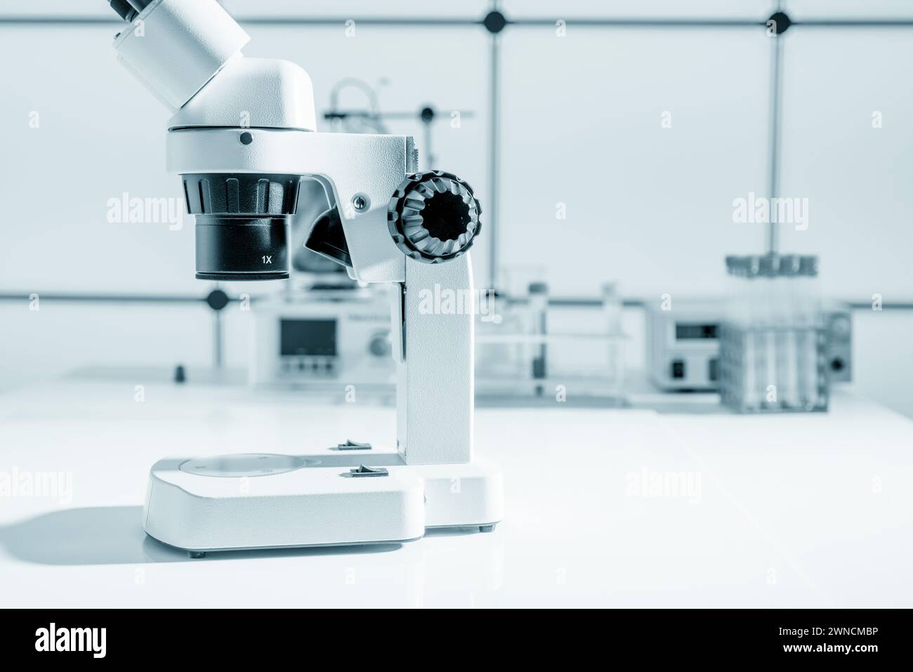 Microscope in the school laboratory Stock Photo - Alamy