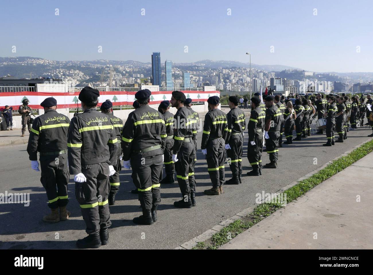 Hassan nasrallah hezbollah shiite militia beirut lebanon hi-res stock ...