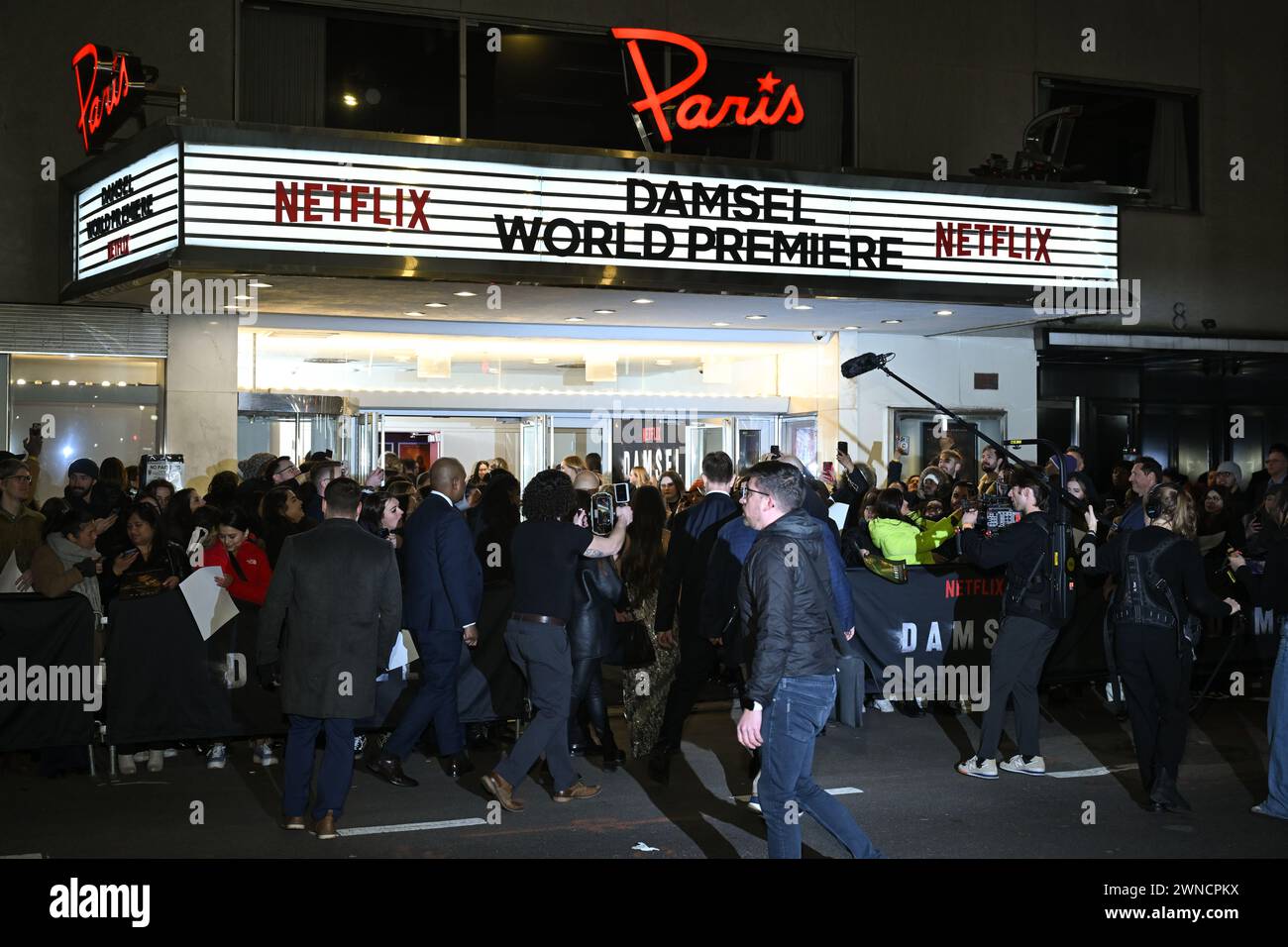 Film premiere of damsel hi-res stock photography and images - Alamy