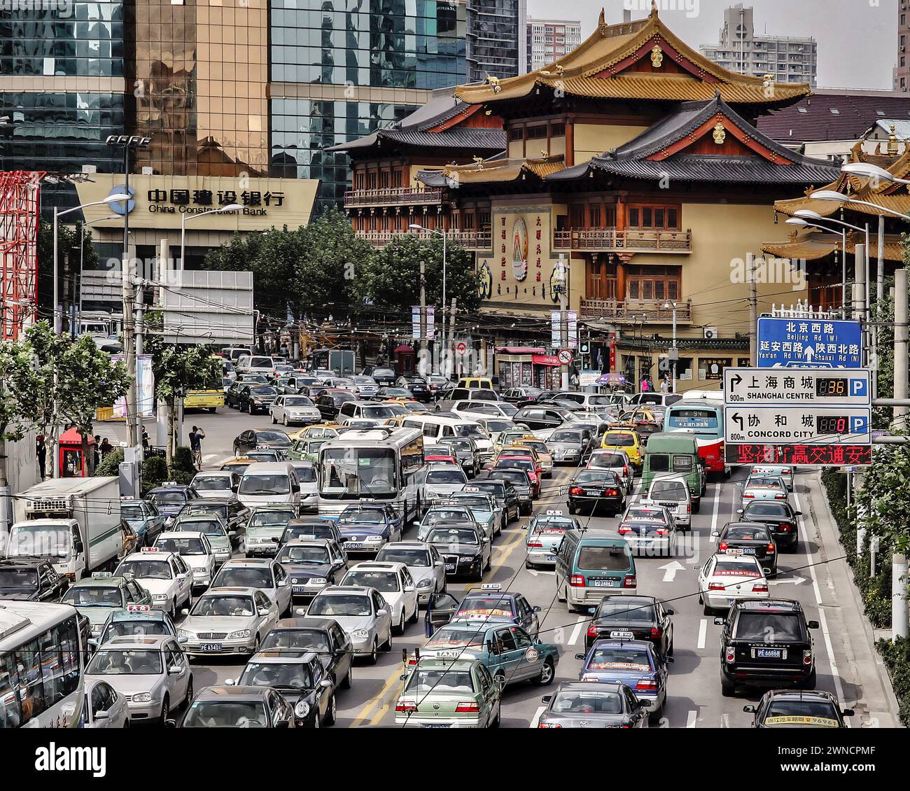 Rush hour traffic in Shanghai, China Stock Photo - Alamy