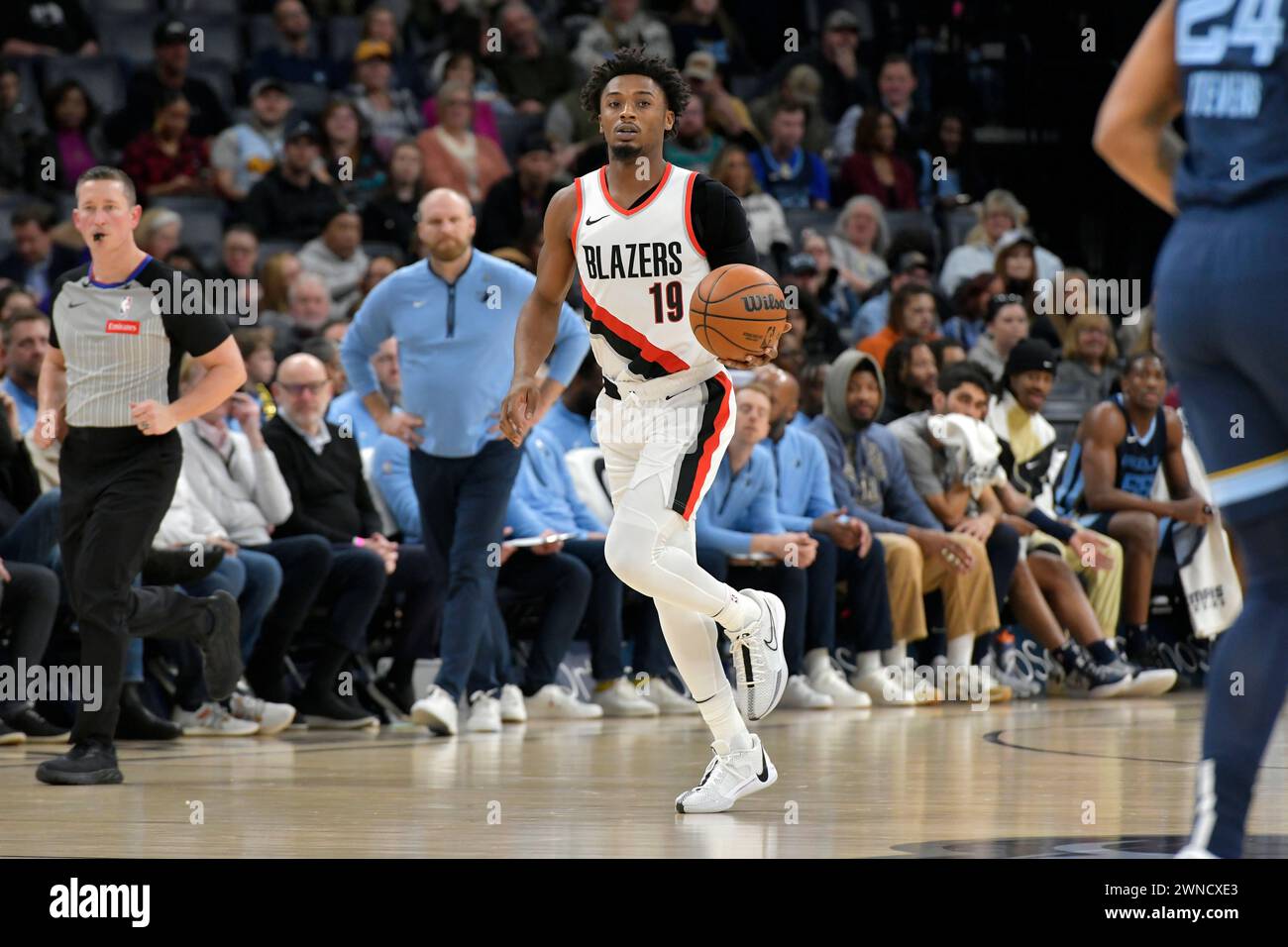 Portland Trail Blazers guard Ashton Hagans (19) handles the ball in the ...