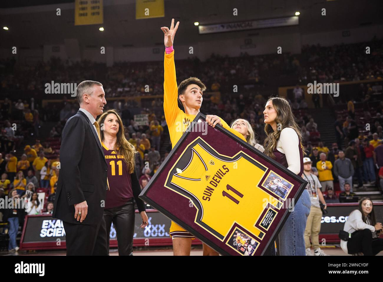 Arizona State Sun Devils head coach Bobby Hurley congratulates son and ...