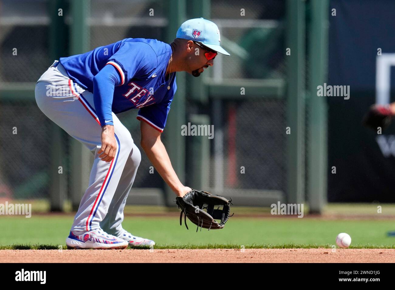 Texas Rangers second baseman Marcus Semien warms up during the first ...
