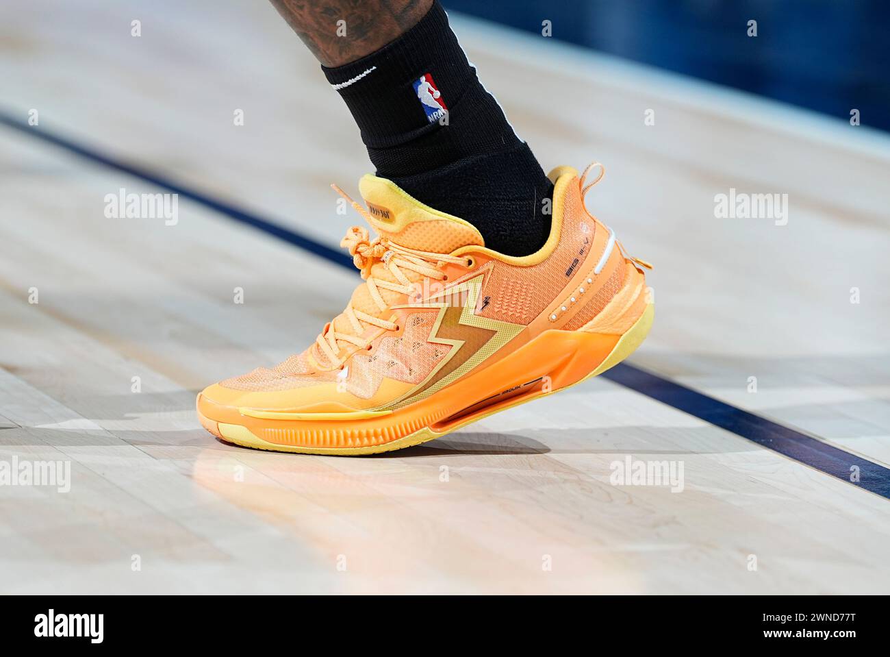 Denver Nuggets guard Kentavious Caldwell-Pope (5) wears a pair of 361 ...