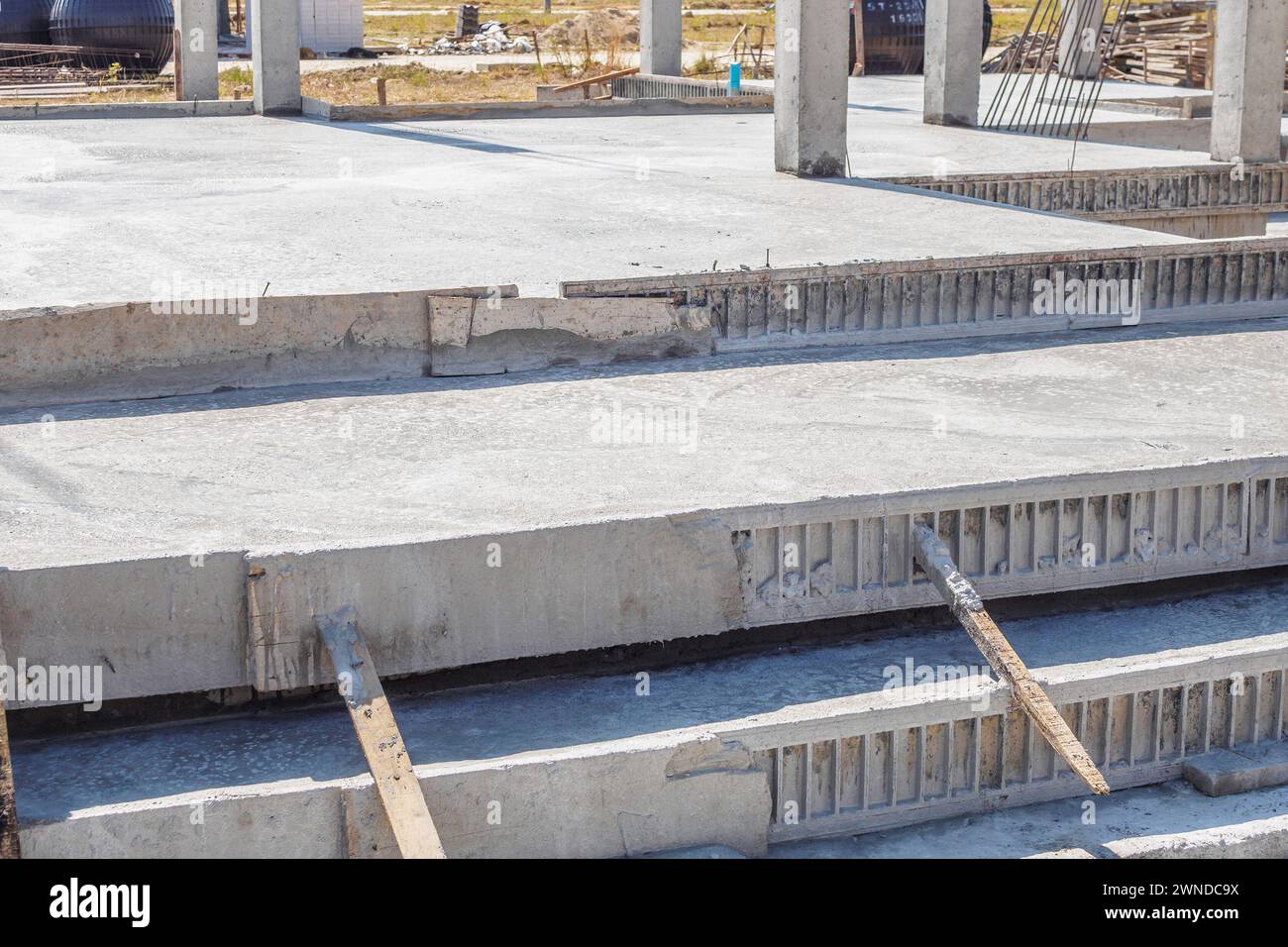 House building, concrete floor under construction Stock Photo - Alamy