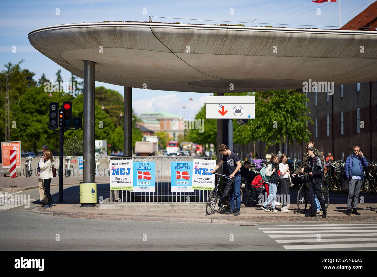 Nørreport Station, entrance on corner of Nørre Voldgade and Gothersgade ...