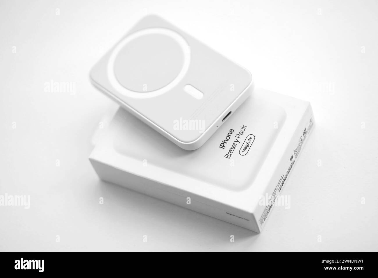 Apple magsafe battery pack hi-res stock photography and images - Alamy